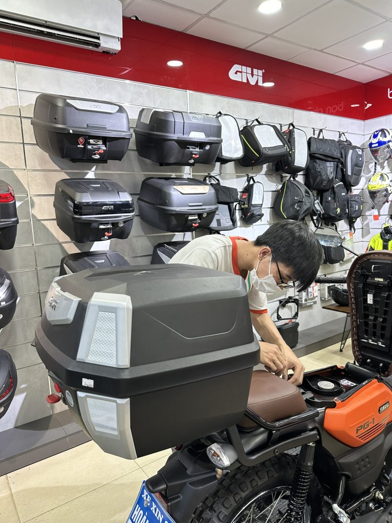 Thùng Xe Yamaha PG1 – Thùng Givi Cho Xe PG1 – Bạn phuợt shop